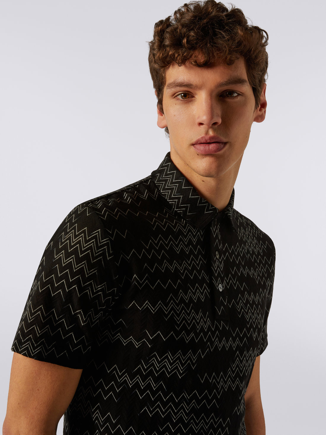 Viscose polo shirt with chevron pattern